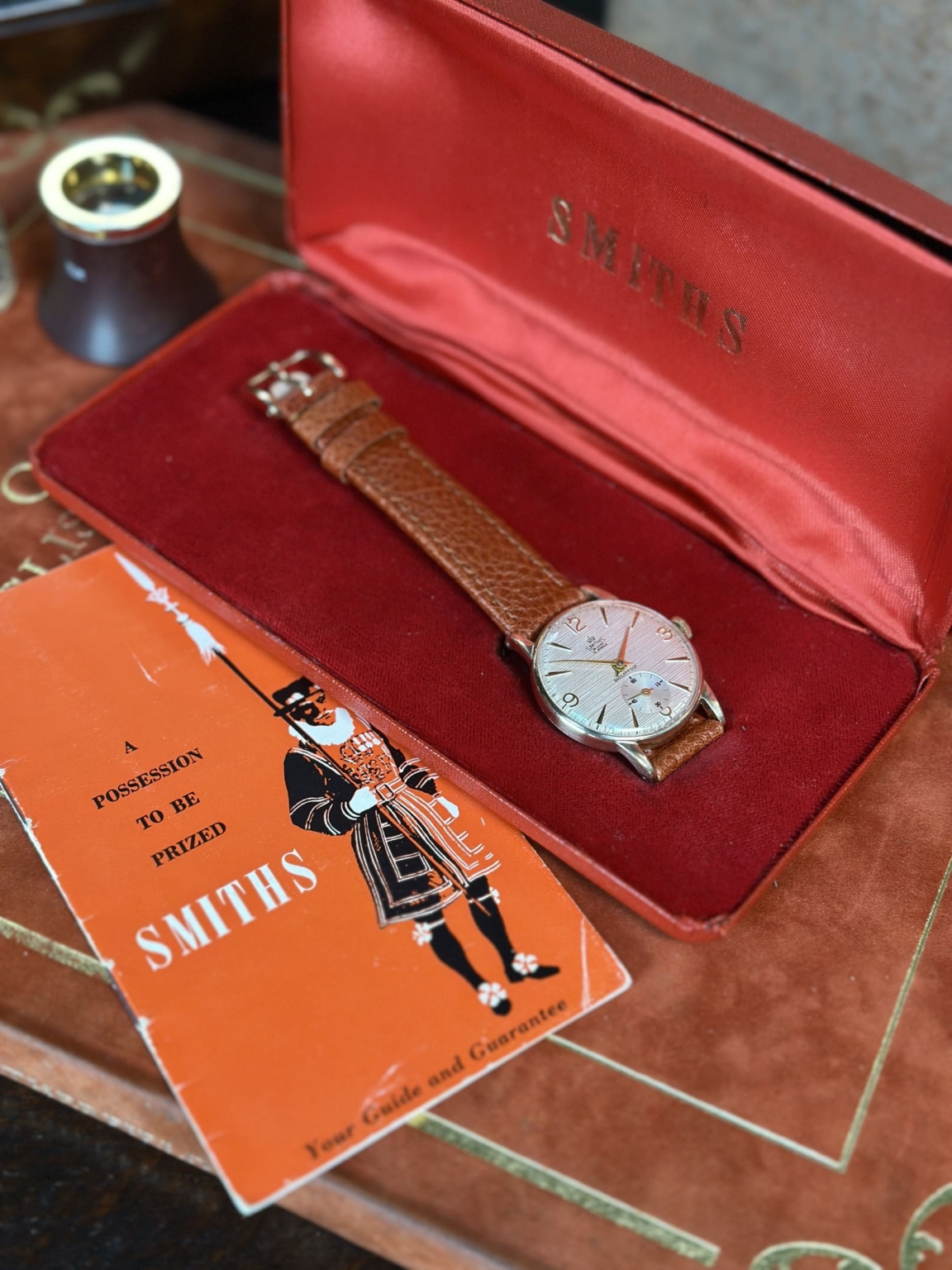 1960s Smiths Deluxe in 9ct - Full Set Box and Papers - Comber of Lewes & Co
